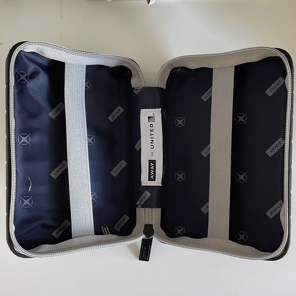 Away | Storage & Organization | Away X United Airlines Collab Mini Hard ...